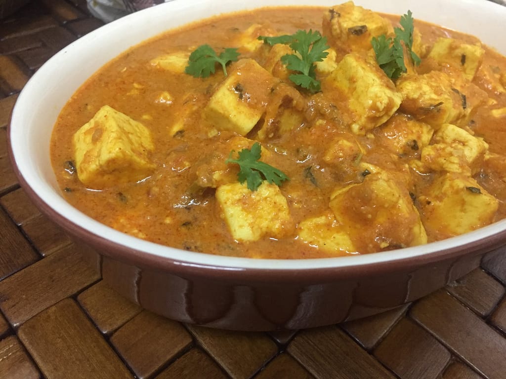 SPICY PANEER CURRY – Simple Delishables