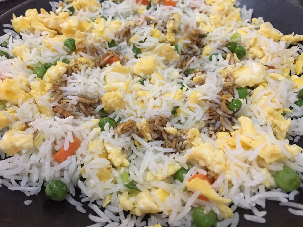 CHINESE RESTAURANT- STYLE EGG FRIED RICE – Simple Delishables